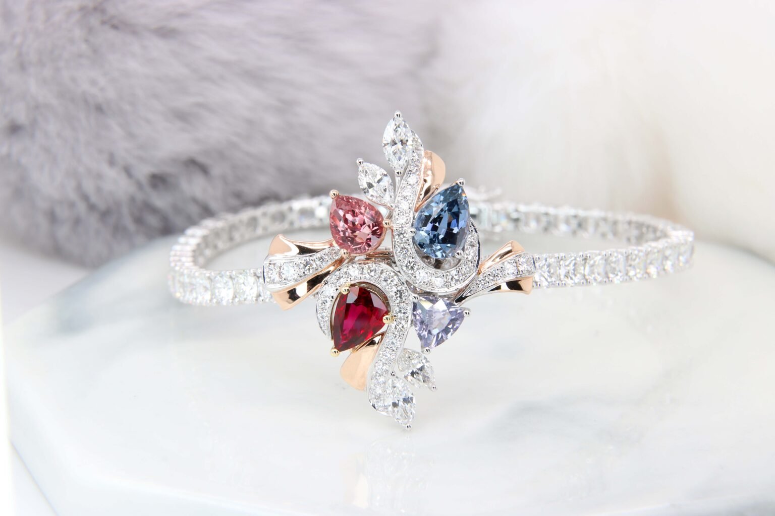 Fine Jewelry Luxury Bespoke Jewellery - Top Quality Gemstone